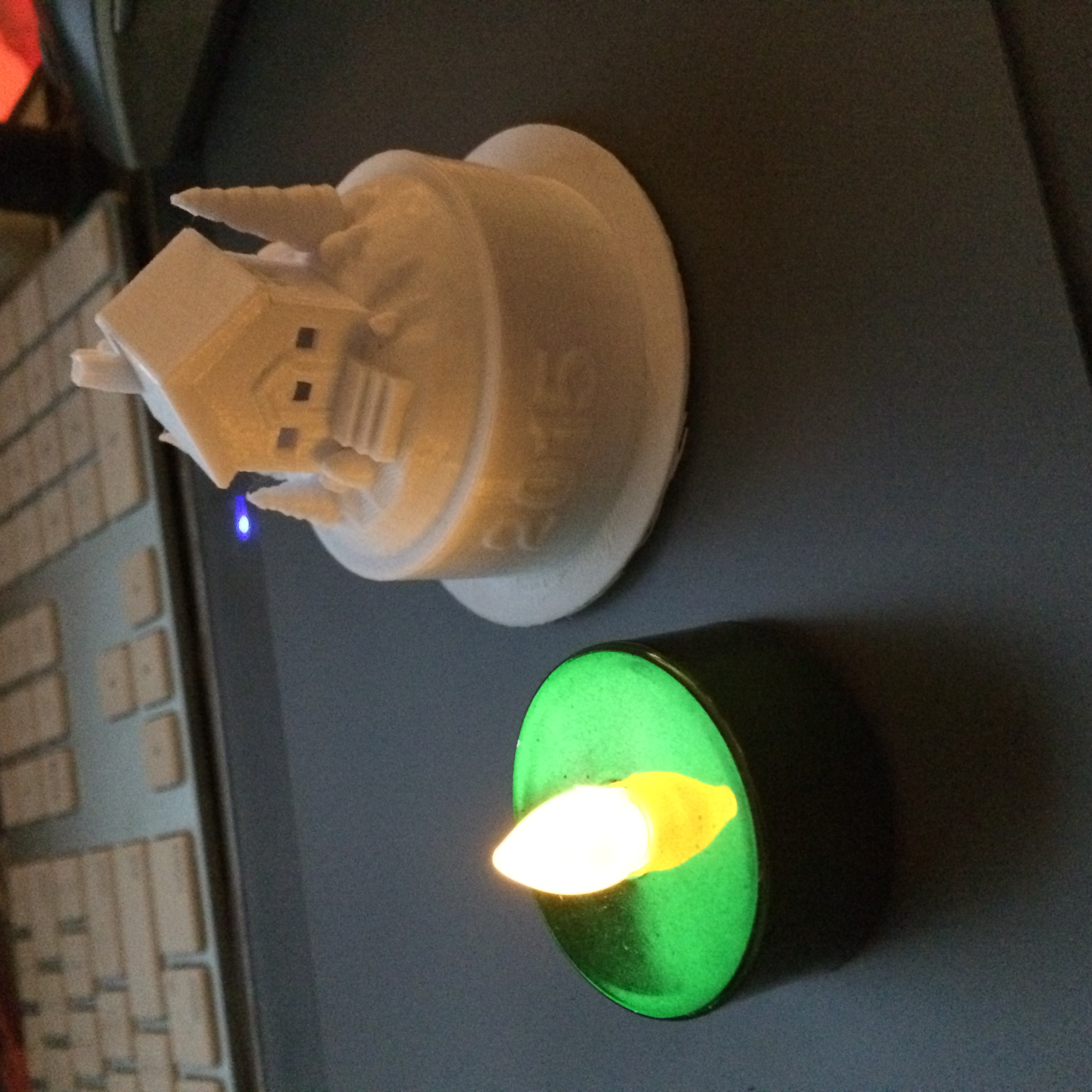 Tea light scene - house 3d model for 3d printers free
