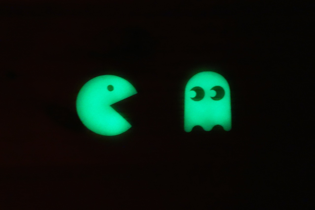 Glowing pac man & phantom 3d model for 3d printers free