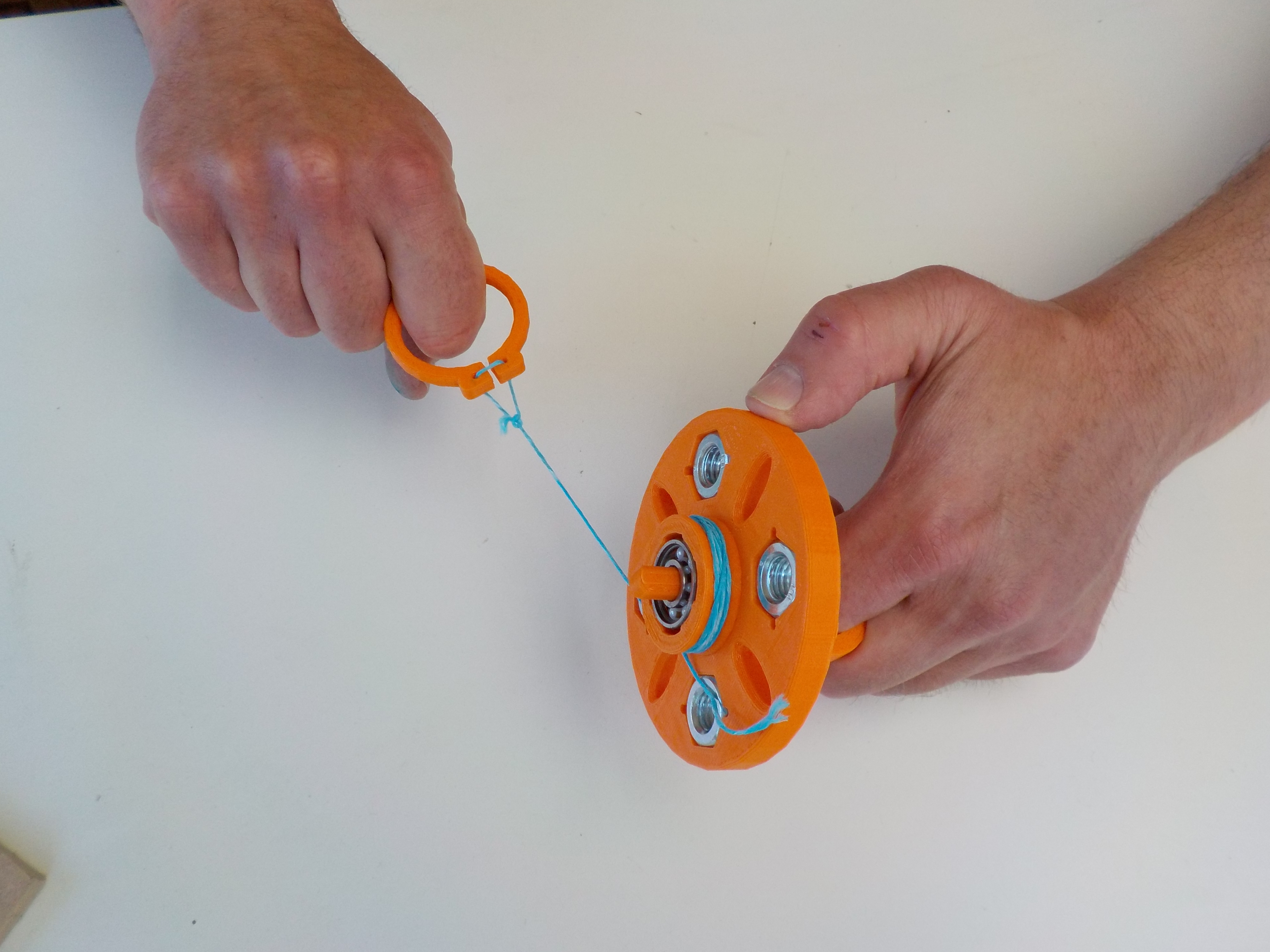 hand spinner with string launcher 3d model for 3d printers free